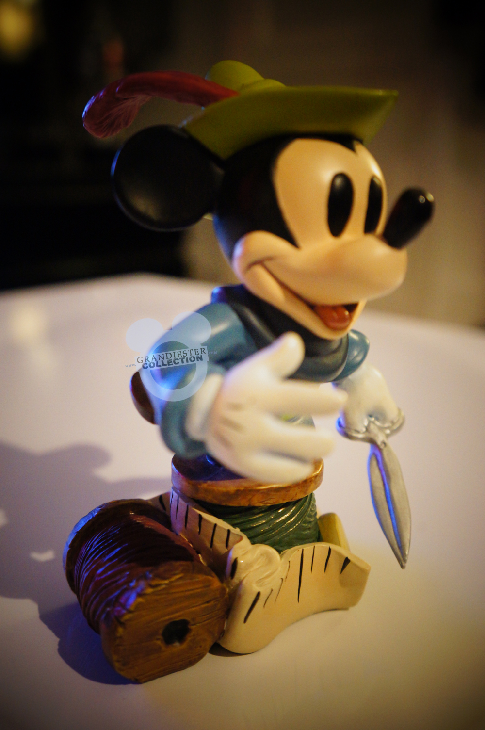 Mickey Brave Little Tailor - Grand Jester Collection