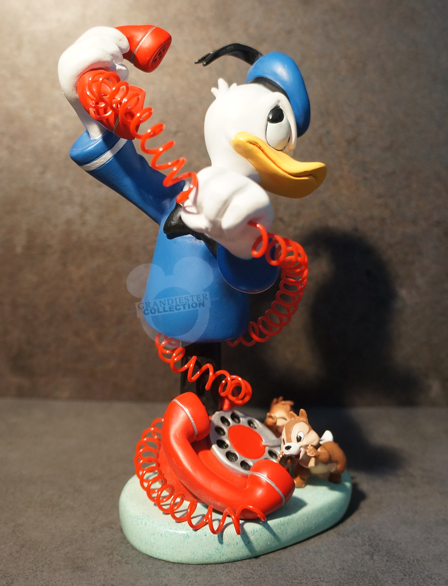 Donald with Chip and Dale - Grand Jester Collection